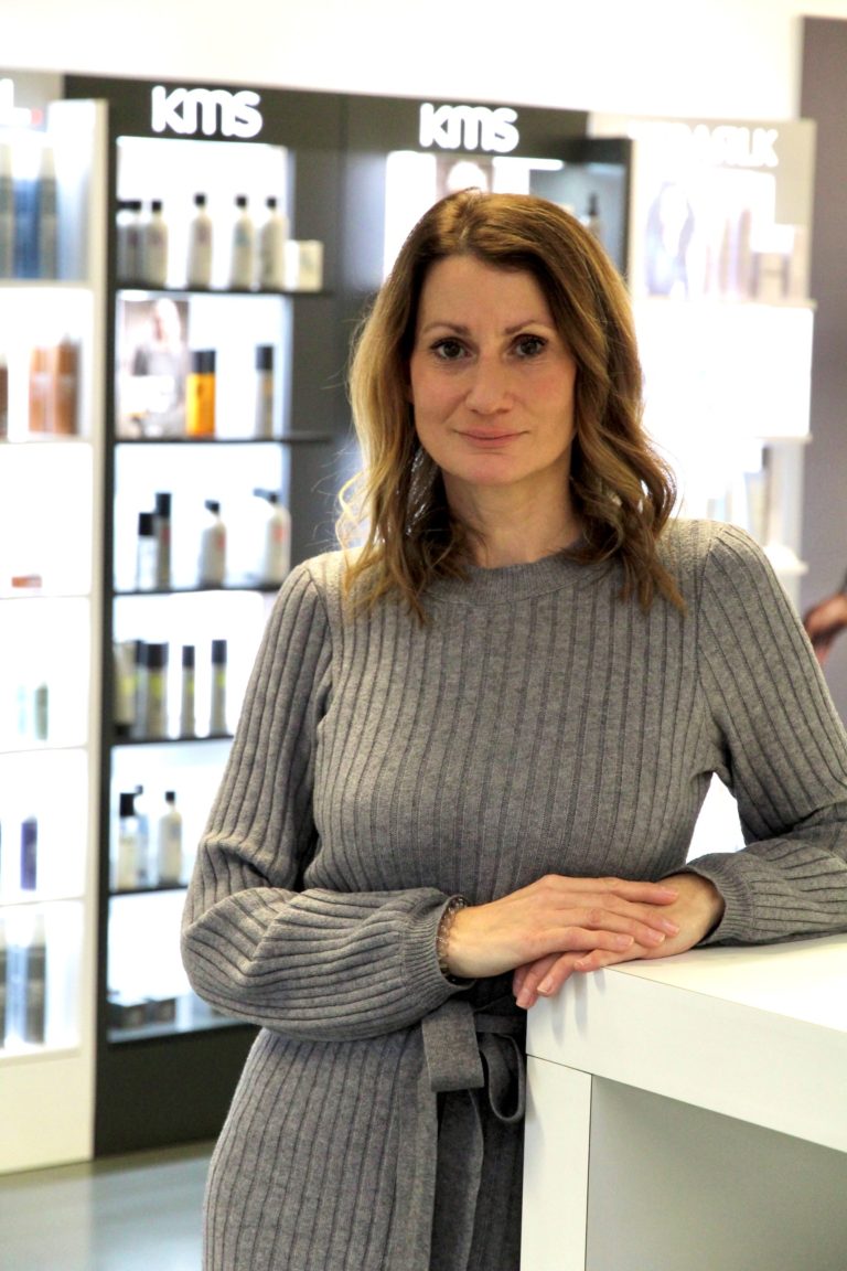 Brigitte Segel ist NATIONAL SALES MANAGER bei KAO SALON AUSTRIA | Overhead